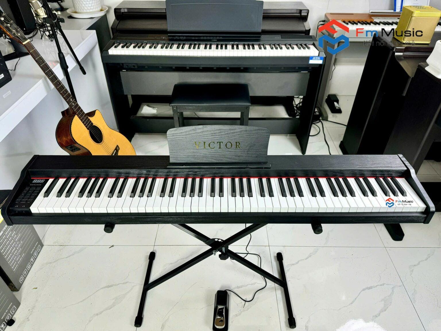 Piano Điện Victor VT02 – Mẫu Piano giá rẻ bán chạy nhất 2025 - Fm Music